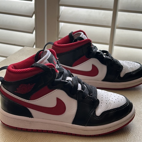 Nike | Shoes | Nike Air Jordan Mid Retro | Poshmark